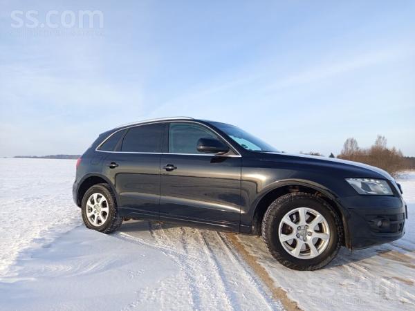 Black Audi Q5 2008 in Tukums, with an engine capacity of 3.00 L and mileage of 306 thousand km for 9499 €, photo 3 on AUTOMOTO.COM.LV