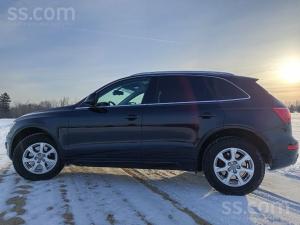 Melns Audi Q5 2008 Tukums, ar dzinēja tilpumu 3.00 L un nobraukumu 306 tūkst. km par 9499 €, foto 4 vietnē AUTOMOTO.COM.LV