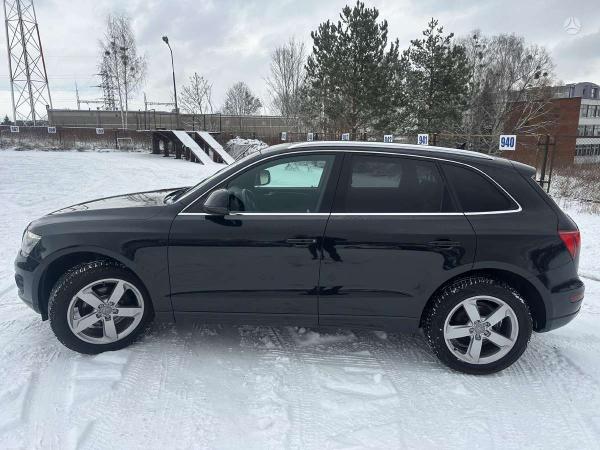 Black Audi Q5 2008 in Alytus, with an engine capacity of 1.98 L and mileage of 247 thousand km for 7900 €, photo 8 on AUTOMOTO.COM.LV
