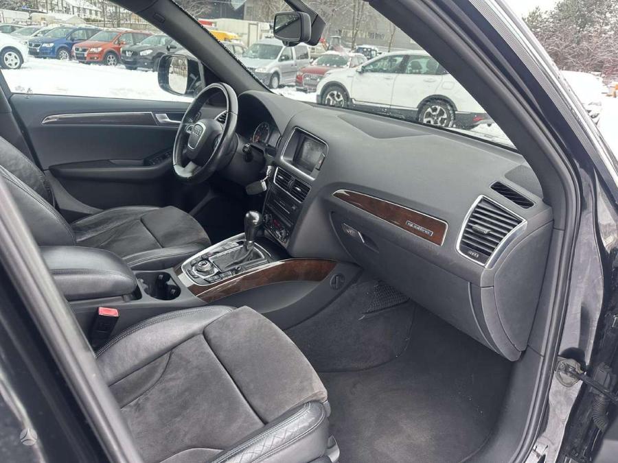 Black Audi Q5 2008 in Alytus, with an engine capacity of 1.98 L and mileage of 247 thousand km for 7900 €, photo 16 on AUTOMOTO.COM.LV