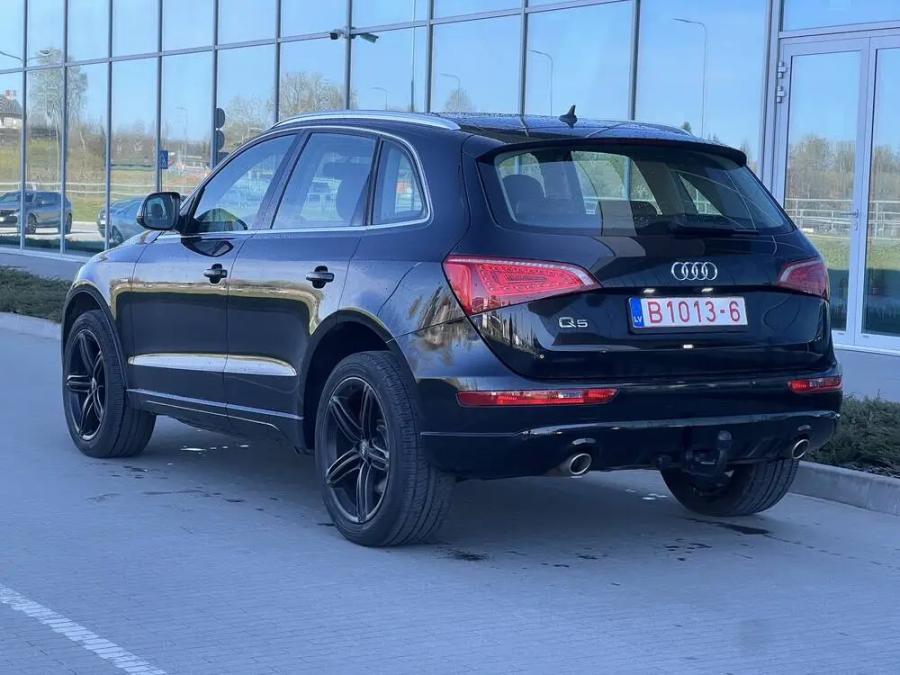 Melns Audi Q5 2008 Rēzekne, ar dzinēja tilpumu 3.00 L un nobraukumu 293 tūkst. km par 10300 €, foto 5 vietnē AUTOMOTO.COM.LV