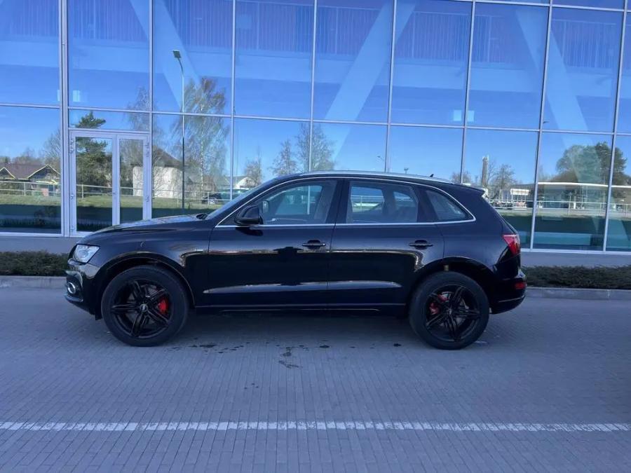 Melns Audi Q5 2008 Rēzekne, ar dzinēja tilpumu 3.00 L un nobraukumu 293 tūkst. km par 10300 €, foto 8 vietnē AUTOMOTO.COM.LV