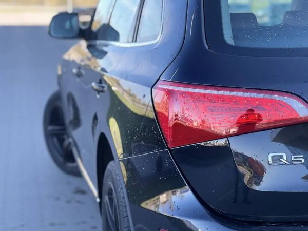 Black Audi Q5 2008 in Rezekne, with an engine capacity of 3.00 L and mileage of 293 thousand km for 10300 €, photo 8 on AUTOMOTO.COM.LV