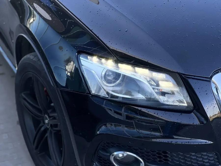 Melns Audi Q5 2008 Rēzekne, ar dzinēja tilpumu 3.00 L un nobraukumu 293 tūkst. km par 10300 €, foto 10 vietnē AUTOMOTO.COM.LV