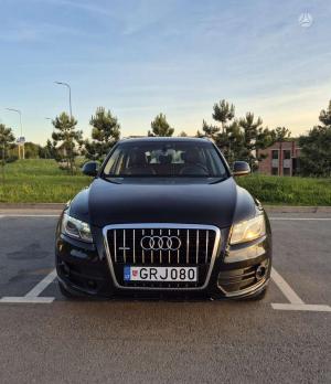 Melns Audi Q5 2008 Šauļi, ar dzinēja tilpumu 2.97 L un nobraukumu 289 tūkst. km par 7800 €, foto 4 vietnē AUTOMOTO.COM.LV