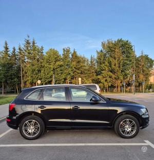 Melns Audi Q5 2008 Šauļi, ar dzinēja tilpumu 2.97 L un nobraukumu 289 tūkst. km par 7800 €, foto 7 vietnē AUTOMOTO.COM.LV
