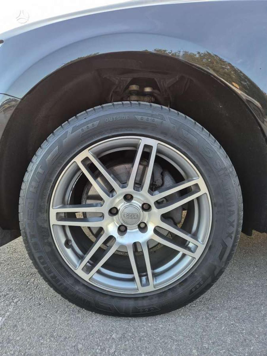 Melns Audi Q5 2008 Šauļi, ar dzinēja tilpumu 2.97 L un nobraukumu 289 tūkst. km par 7800 €, foto 16 vietnē AUTOMOTO.COM.LV