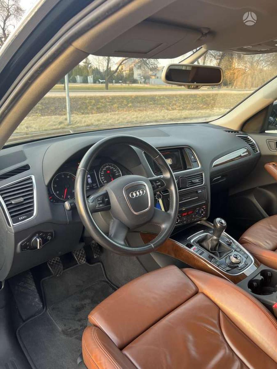 Черный Ауди Ку 5 2008 в Каунас, объемом двигателя 1.98 л и пробегом 175 тыс. км за 5000 €, фото 9 на AUTOMOTO.COM.LV