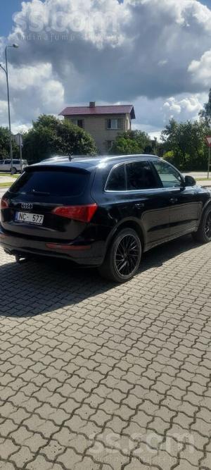 Black Audi Q5 2008 in Madona, with an engine capacity of 2.00 L and mileage of 288 thousand km for 9500 €, photo 3 on AUTOMOTO.COM.LV