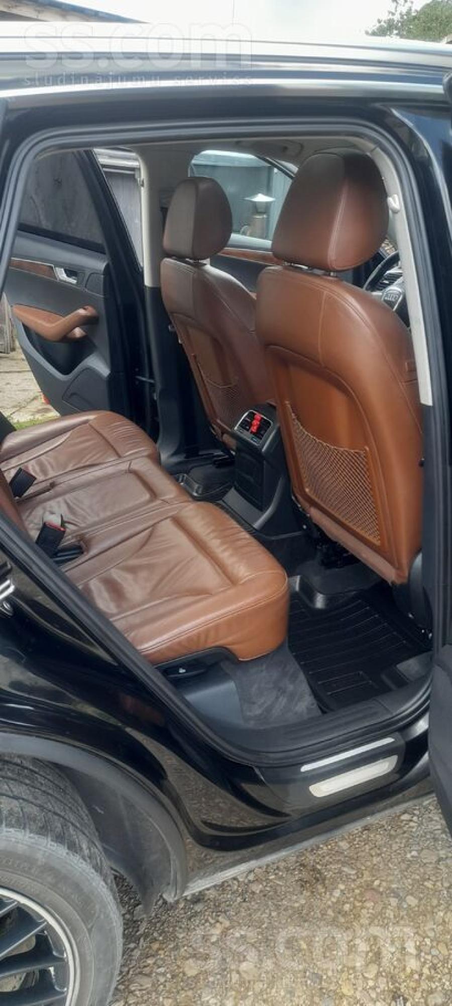 Black Audi Q5 2008 in Madona, with an engine capacity of 2.00 L and mileage of 288 thousand km for 9500 €, photo 7 on AUTOMOTO.COM.LV