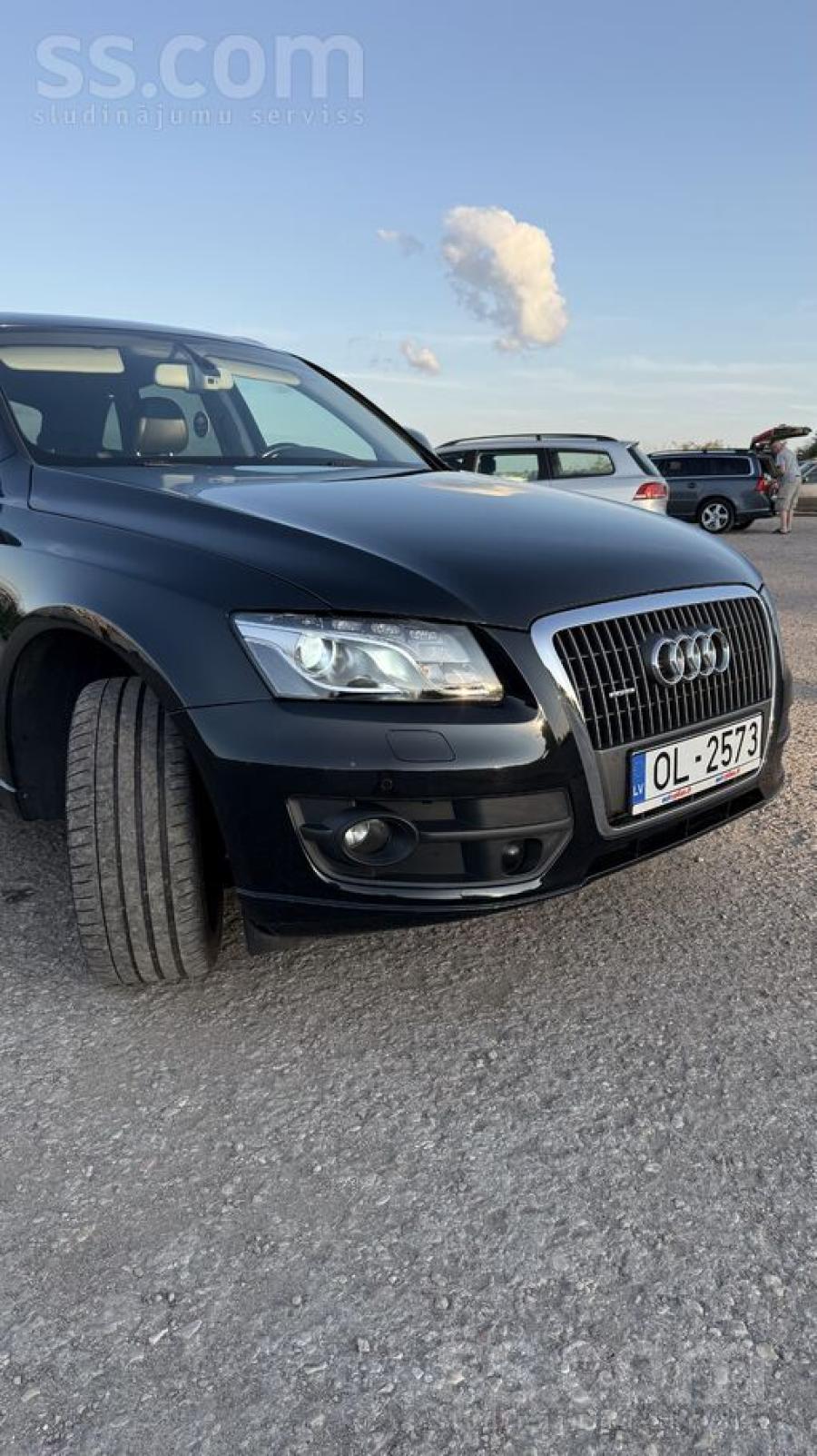 Black Audi Q5 2008 in Riga, with an engine capacity of 2.00 L and mileage of 275 thousand km for 8500 €, photo 7 on AUTOMOTO.COM.LV