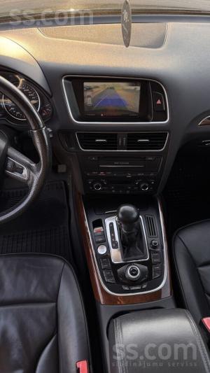 Black Audi Q5 2008 in Riga, with an engine capacity of 2.00 L and mileage of 275 thousand km for 8500 €, photo 11 on AUTOMOTO.COM.LV