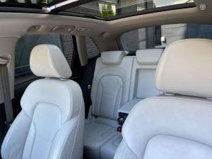 Melns Audi Q5 2008 Marijampole, ar dzinēja tilpumu 2.97 L un nobraukumu 280 tūkst. km par 9450 €, foto 25 vietnē AUTOMOTO.COM.LV