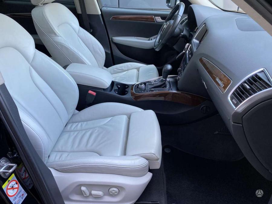 Melns Audi Q5 2008 Marijampole, ar dzinēja tilpumu 2.97 L un nobraukumu 280 tūkst. km par 9450 €, foto 37 vietnē AUTOMOTO.COM.LV