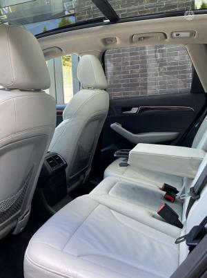 Melns Audi Q5 2008 Marijampole, ar dzinēja tilpumu 2.97 L un nobraukumu 280 tūkst. km par 9450 €, foto 47 vietnē AUTOMOTO.COM.LV