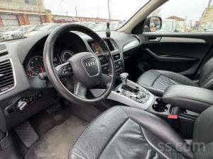 Black Audi Q5 2009 in Daugavpils, with an engine capacity of 2.00 L and mileage of 0 thousand km for 10500 €, photo 16 on AUTOMOTO.COM.LV