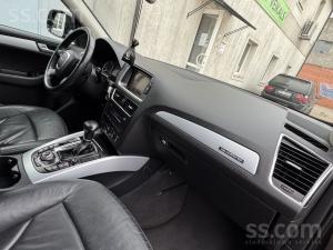 Black Audi Q5 2009 in Daugavpils, with an engine capacity of 2.00 L and mileage of 0 thousand km for 10500 €, photo 18 on AUTOMOTO.COM.LV