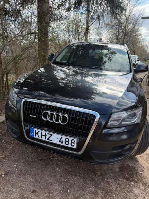 Melns Audi Q5 2009 Kauņa, ar dzinēja tilpumu 3.00 L un nobraukumu 321 tūkst. km par 6400 €, foto 2 vietnē AUTOMOTO.COM.LV