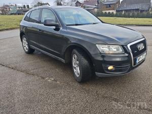 Black Audi Q5 2009 in Rezekne, with an engine capacity of 3.00 L and mileage of 313 thousand km for 6390 €, photo 3 on AUTOMOTO.COM.LV