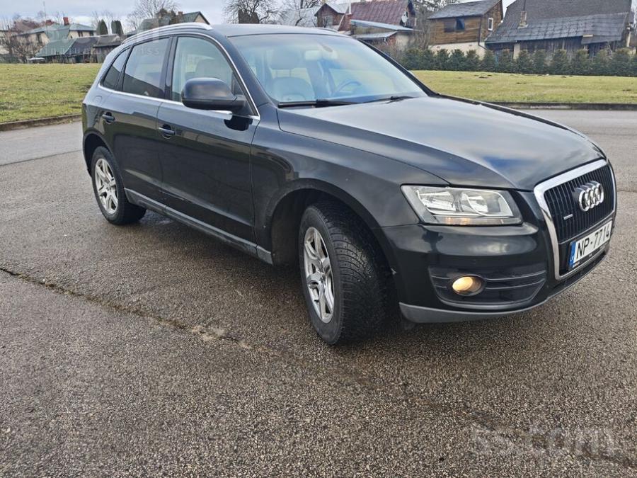 Black Audi Q5 2009 in Rezekne, with an engine capacity of 3.00 L and mileage of 313 thousand km for 6390 €, photo 3 on AUTOMOTO.COM.LV