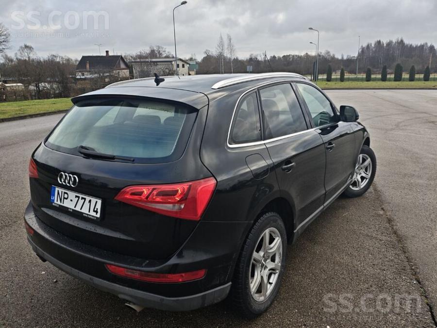 Black Audi Q5 2009 in Rezekne, with an engine capacity of 3.00 L and mileage of 313 thousand km for 6390 €, photo 8 on AUTOMOTO.COM.LV