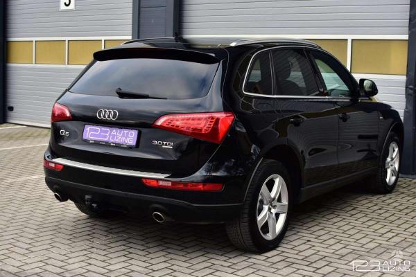 Melns Audi Q5 2009 Kretinga, ar dzinēja tilpumu 3.00 L un nobraukumu 263 tūkst. km par 9950 €, foto 10 vietnē AUTOMOTO.COM.LV