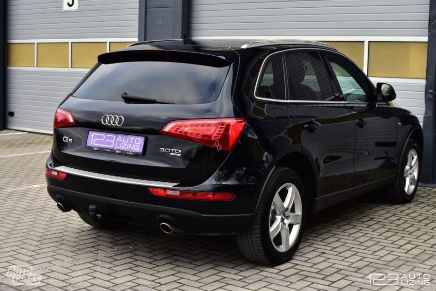 Black Audi Q5 2009 in Kretinga, with an engine capacity of 3.00 L and mileage of 263 thousand km for 9950 €, photo 10 on AUTOMOTO.COM.LV