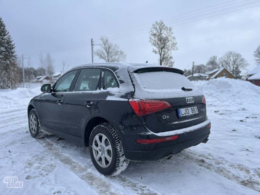 Melns Audi Q5 2009 Klaipėda, ar dzinēja tilpumu 3.00 L un nobraukumu 318 tūkst. km par 6900 €, foto 4 vietnē AUTOMOTO.COM.LV
