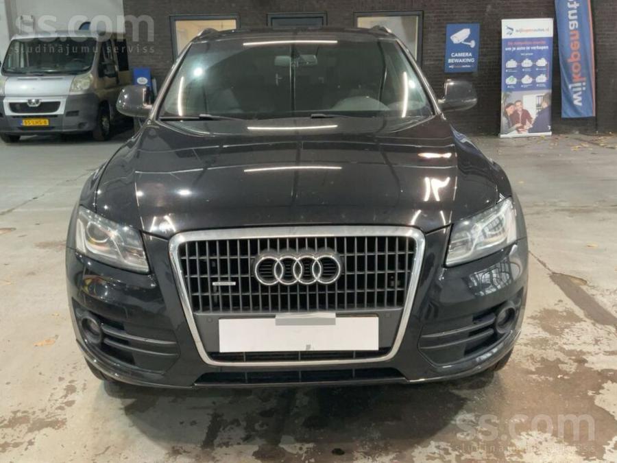 Melns Audi Q5 2009 Ogre, ar dzinēja tilpumu 2.00 L un nobraukumu 240 tūkst. km par 9180 €, foto 30 vietnē AUTOMOTO.COM.LV