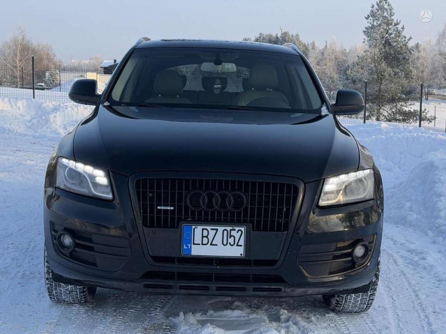 Melns Audi Q5 2009 Viļņa, ar dzinēja tilpumu 3.20 L un nobraukumu 370 tūkst. km par 5200 €, foto 6 vietnē AUTOMOTO.COM.LV