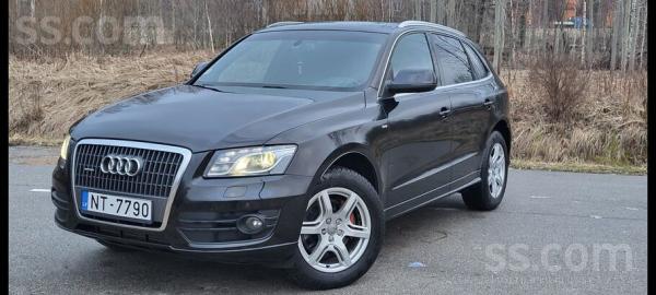 Black Audi Q5 2009 in Tukums, with an engine capacity of 3.00 L and mileage of 497 thousand km for 5700 €, photo 5 on AUTOMOTO.COM.LV