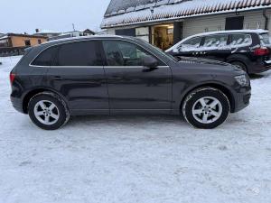 Black Audi Q5 2009 in Kaunas, with an engine capacity of 1.97 L and mileage of 260 thousand km for 8250 €, photo 4 on AUTOMOTO.COM.LV