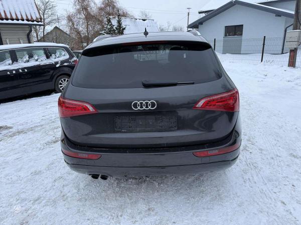 Black Audi Q5 2009 in Kaunas, with an engine capacity of 1.97 L and mileage of 260 thousand km for 8250 €, photo 6 on AUTOMOTO.COM.LV