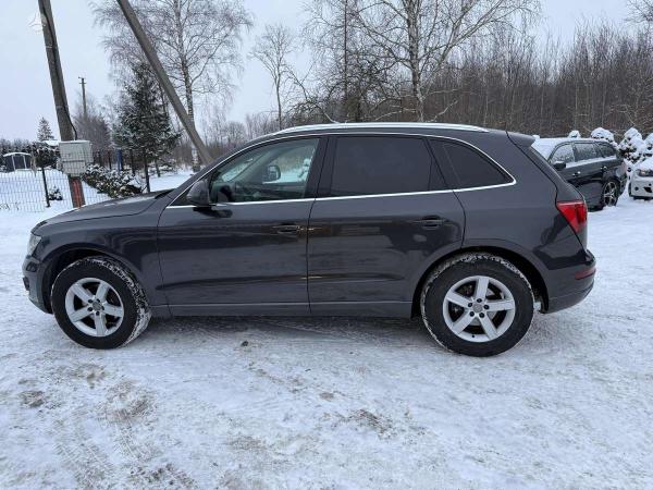 Black Audi Q5 2009 in Kaunas, with an engine capacity of 1.97 L and mileage of 260 thousand km for 8250 €, photo 9 on AUTOMOTO.COM.LV
