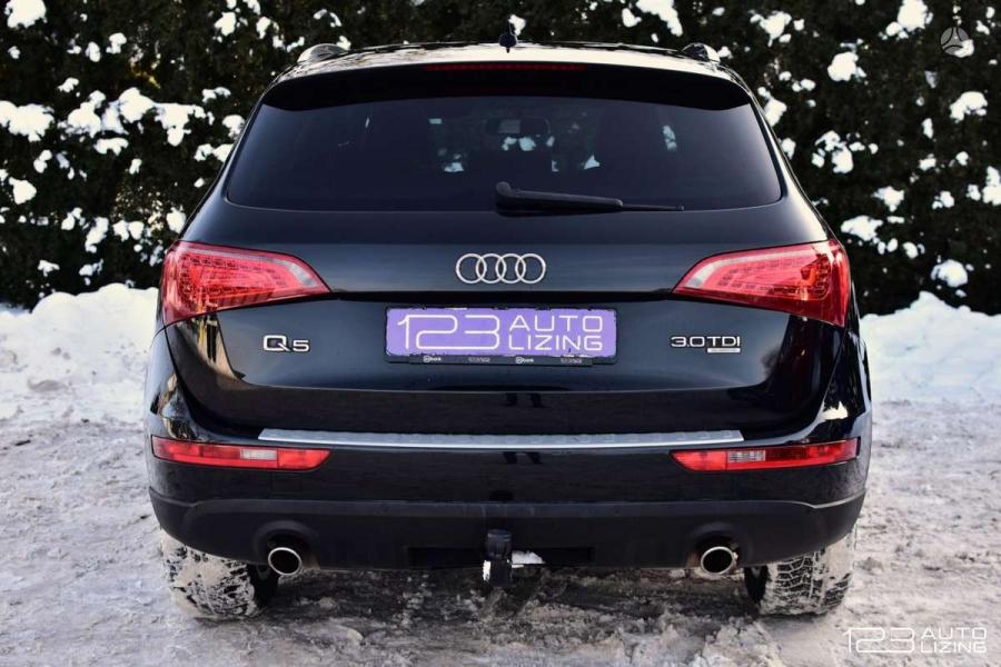 Black Audi Q5 2009 in Kretinga, with an engine capacity of 3.00 L and mileage of 263 thousand km for 9950 €, photo 9 on AUTOMOTO.COM.LV