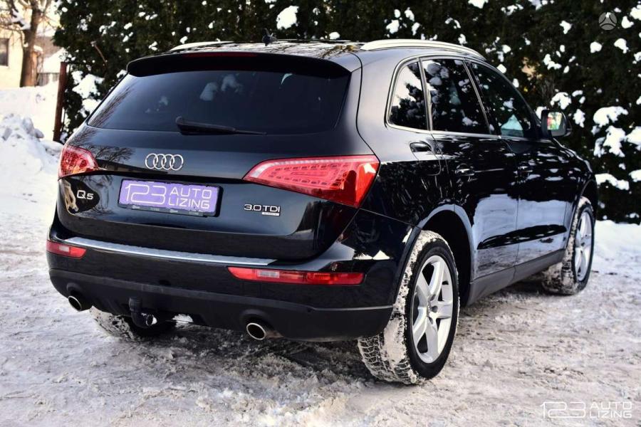 Black Audi Q5 2009 in Kretinga, with an engine capacity of 3.00 L and mileage of 263 thousand km for 9950 €, photo 10 on AUTOMOTO.COM.LV
