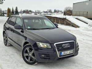 Melns Audi Q5 2009 Šilutė, ar dzinēja tilpumu 2.00 L un nobraukumu 270 tūkst. km par 5900 €, foto 4 vietnē AUTOMOTO.COM.LV
