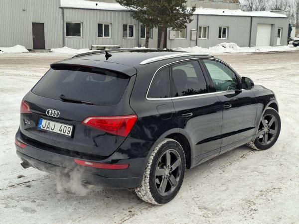 Black Audi Q5 2009 in Silute, with an engine capacity of 2.00 L and mileage of 270 thousand km for 5900 €, photo 6 on AUTOMOTO.COM.LV