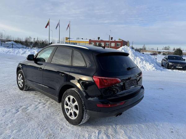 Melns Audi Q5 2009 Telšiai, ar dzinēja tilpumu 1.97 L un nobraukumu 256 tūkst. km par 9300 €, foto 5 vietnē AUTOMOTO.COM.LV