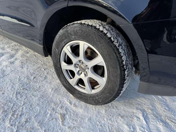 Black Audi Q5 2009 in Telschi, with an engine capacity of 1.97 L and mileage of 256 thousand km for 9300 €, photo 11 on AUTOMOTO.COM.LV