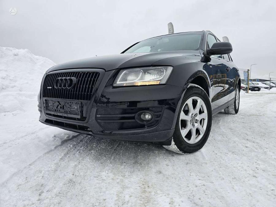 Black Audi Q5 2009 in Kaunas, with an engine capacity of 1.97 L and mileage of 280 thousand km for 7999 €, photo 4 on AUTOMOTO.COM.LV