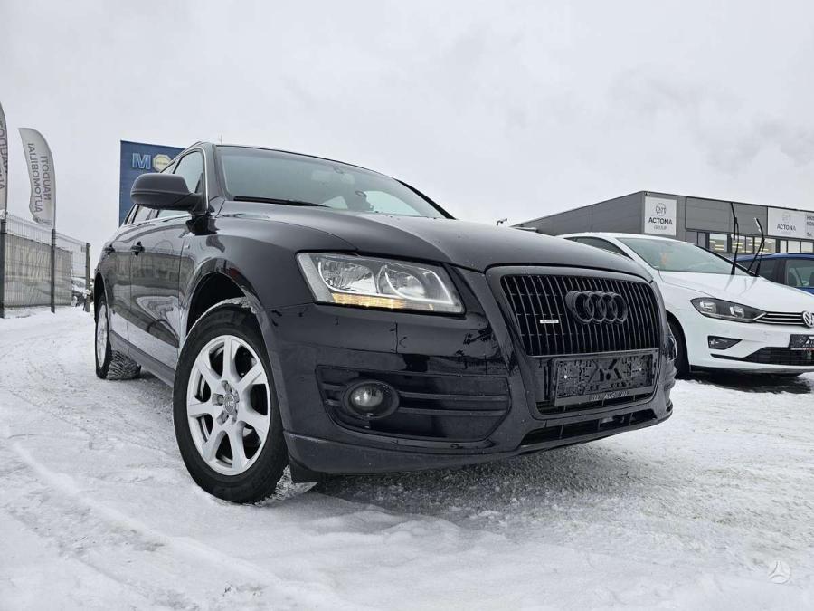 Black Audi Q5 2009 in Kaunas, with an engine capacity of 1.97 L and mileage of 280 thousand km for 7999 €, photo 9 on AUTOMOTO.COM.LV