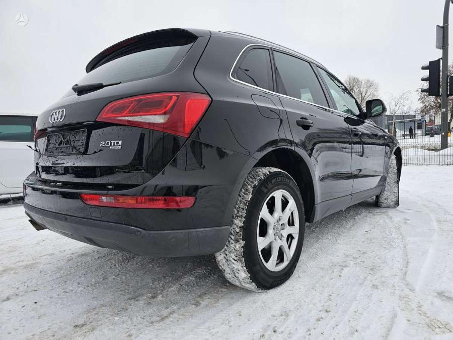 Black Audi Q5 2009 in Kaunas, with an engine capacity of 1.97 L and mileage of 280 thousand km for 7999 €, photo 20 on AUTOMOTO.COM.LV
