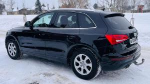 Black Audi Q5 2009 in Panevezys, with an engine capacity of 1.97 L and mileage of 272 thousand km for 7999 €, photo 3 on AUTOMOTO.COM.LV