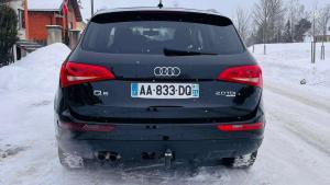 Black Audi Q5 2009 in Panevezys, with an engine capacity of 1.97 L and mileage of 272 thousand km for 7999 €, photo 6 on AUTOMOTO.COM.LV