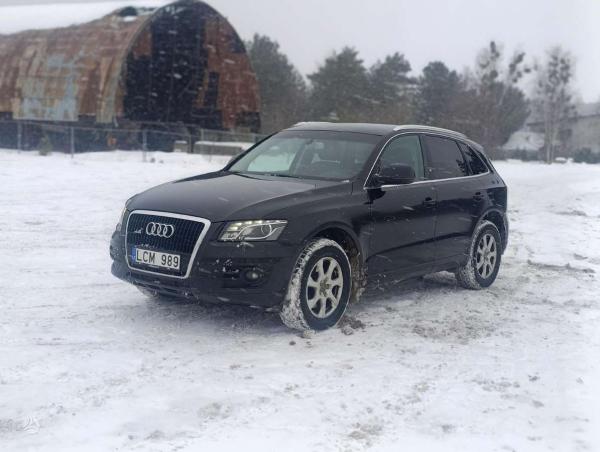 Black Audi Q5 2009 in Kaunas, with an engine capacity of 2.97 L and mileage of 428 thousand km for 5400 €, photo 3 on AUTOMOTO.COM.LV