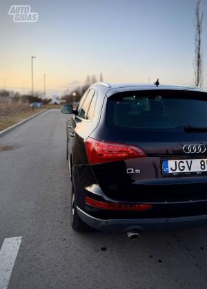 Black Audi Q5 2009 in Klaipeda, with an engine capacity of 3.00 L and mileage of 338 thousand km for 5450 €, photo 17 on AUTOMOTO.COM.LV