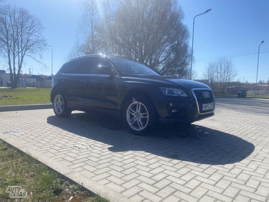 Black Audi Q5 2009 in Taurage, with an engine capacity of 3.00 L and mileage of 225 thousand km for 8600 €, photo 4 on AUTOMOTO.COM.LV