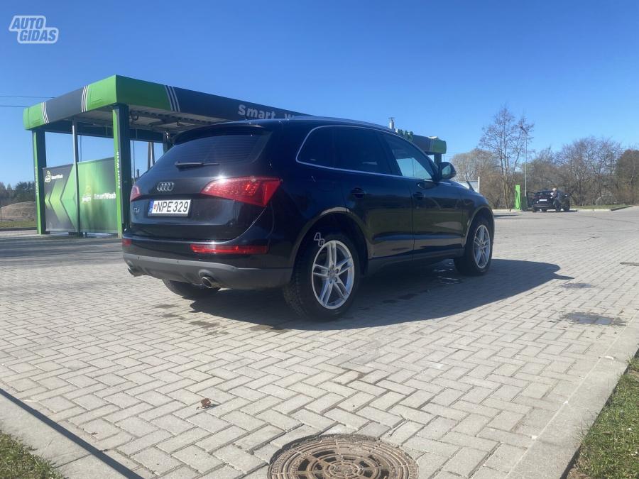 Black Audi Q5 2009 in Taurage, with an engine capacity of 3.00 L and mileage of 225 thousand km for 8600 €, photo 5 on AUTOMOTO.COM.LV