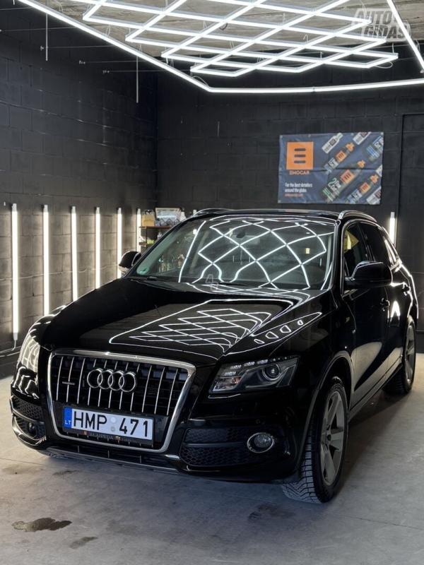 Black Audi Q5 2009 in Siauliai, with an engine capacity of 3.00 L and mileage of 402 thousand km for 7000 €, photo 1 on AUTOMOTO.COM.LV